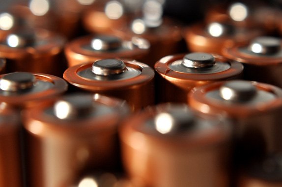 How A Battery Works Curious