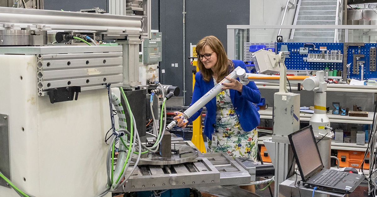 Industry and jobs, science and technology - Curious