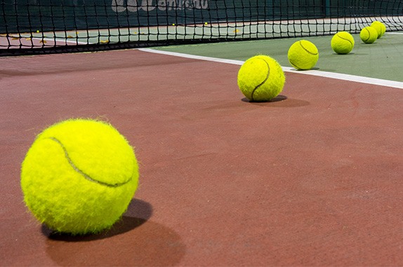 Maths point—the mathematics of tennis - Curious